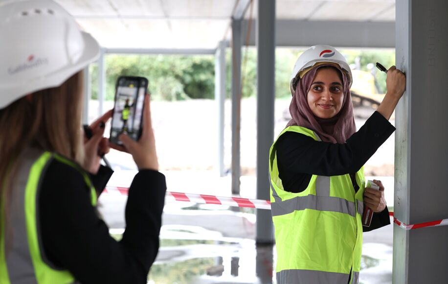 King's Bolton Students Attend Ceremony to Celebrate Build of New School ...